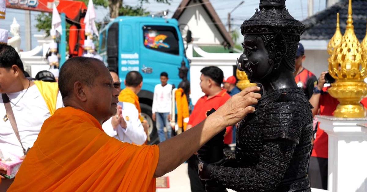 วัดจุฬาอัญเชิญท้าวเวส และกรมหลวง - checkhuay.blog